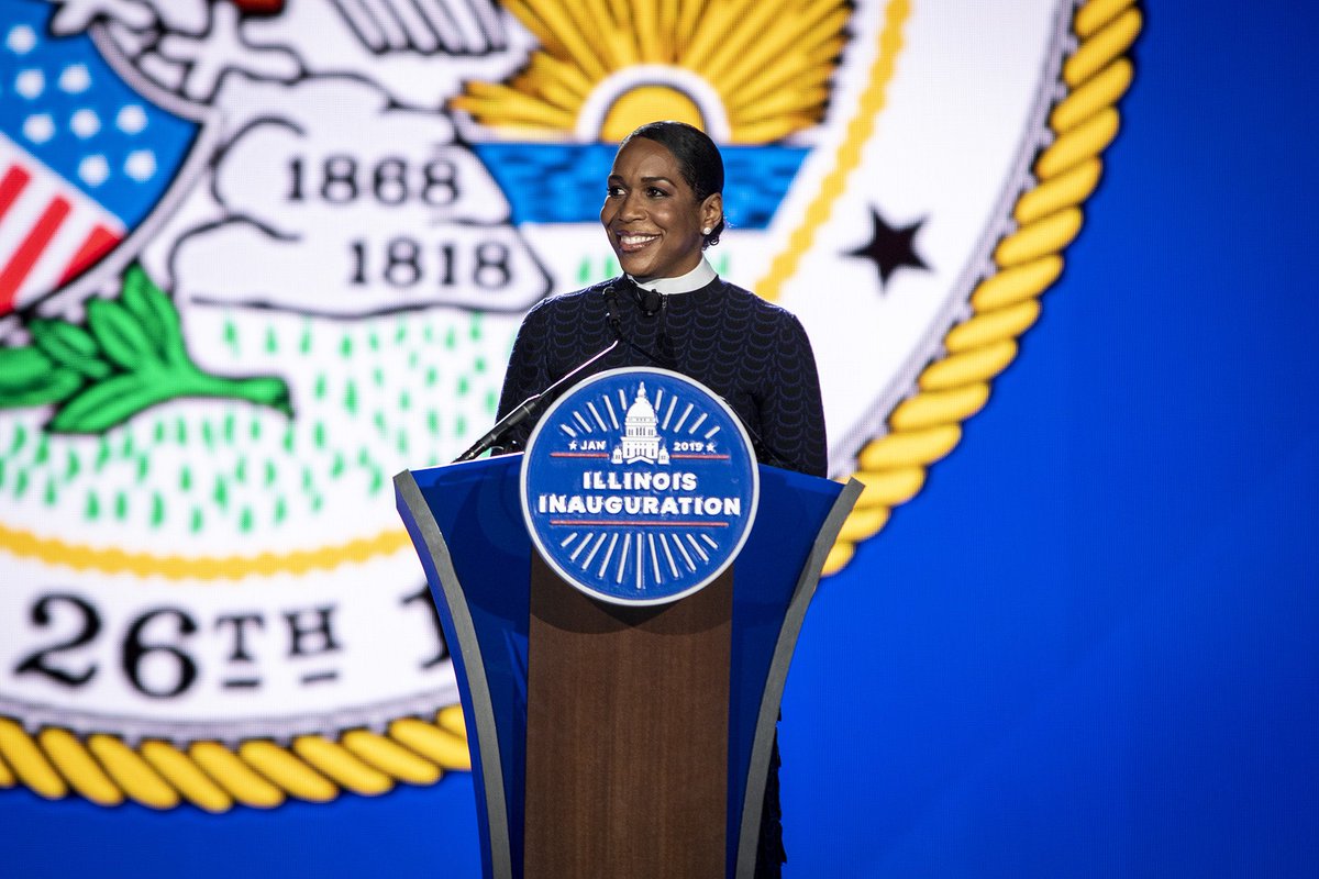 Juliana Stratton Gets Sworn in as Illinois' First Black Lieutenant Gov ...