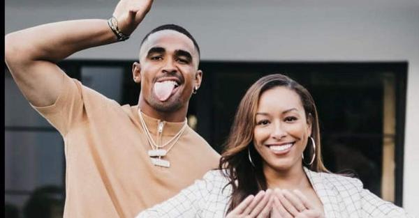 Nicole Lynn Is The First Black Woman to Represent An NFL Quarterback I ...