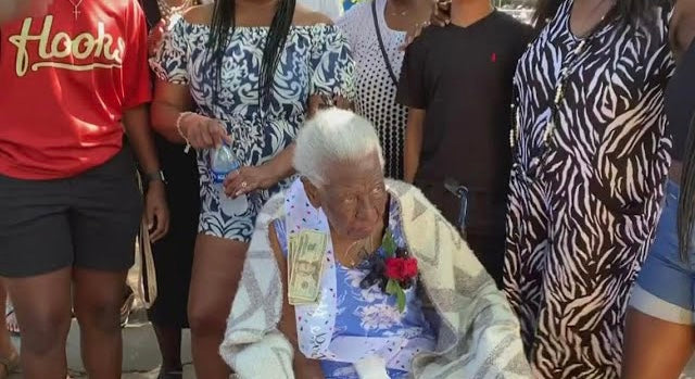 Corpus Christi Community Comes Together To Celebrate Edna Beaty On Her ...