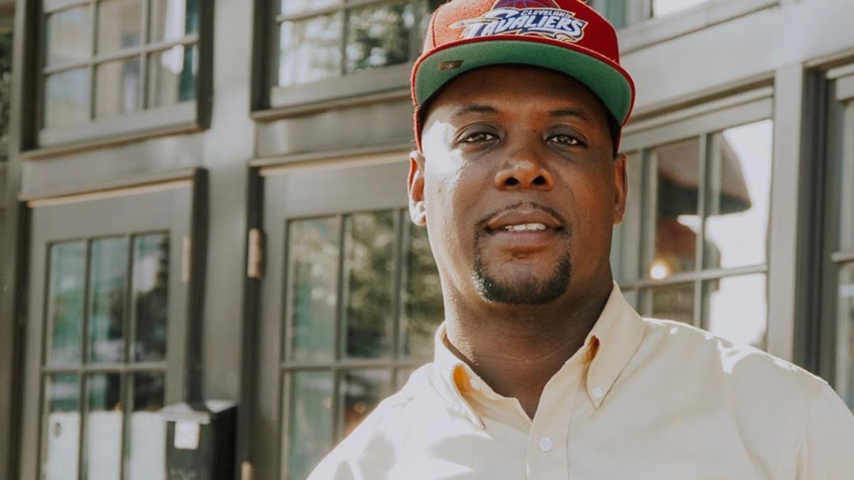 Minneapolis Man Turns Tragedy Into Triumph, Opening First Black Owned ...