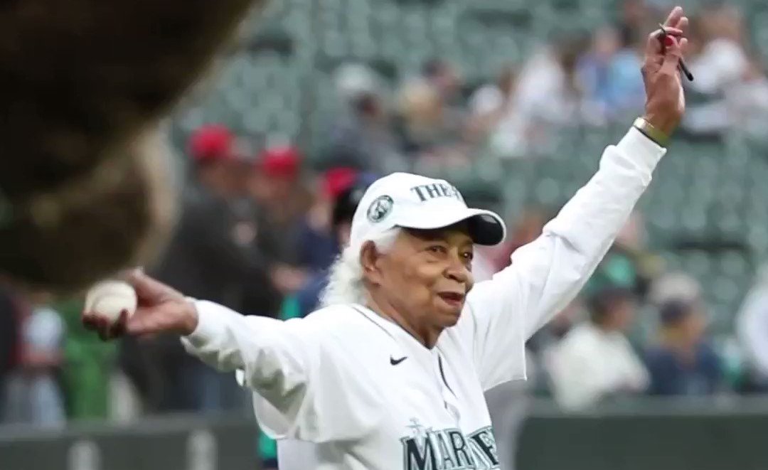 Seattle Mariners Welcome 101-Year-Old Woman To Celebrate Her Birthday ...